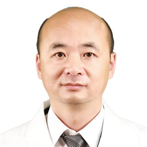 擅长：中医治疗各种内科慢性疾病，如糖尿病及其并发症、肾炎、肾衰竭、尿路感染、痛风、甲状腺病、骨质疏松等，对其他杂病如失眠、出汗、水肿、青春痘、腰酸背痛及各种手术后调理等诊疗有较好疗效。内科病症