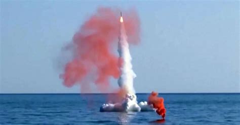 Rusia Suma Más Tensión Tras La Amenaza Nuclear De Putin Lanzó Un Misil