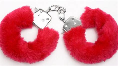 Sembarangan Pakai Sex Toys Waspadai Penyakit Yang Mengintai Berikut Ini Tribunsolo Com