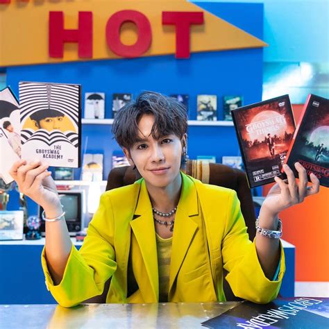 鼓鼓 呂思緯 又要抽獎了不要怕😆🫵🏿 活動訊息請見「鼓鼓 呂思緯官方臉書」 鼓鼓 呂思緯〈當我變成我們〉浪漫微電影．首映會 ⠿⠷⠦ 搶先見面觀賞招募令 ⠴⠾⠿ 男孩變成男人的時刻 是從那