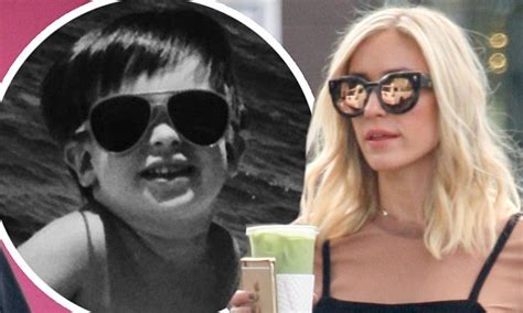 Kristin Cavallari Posts Tribute To Her Deceased Brother Daily Mail Online