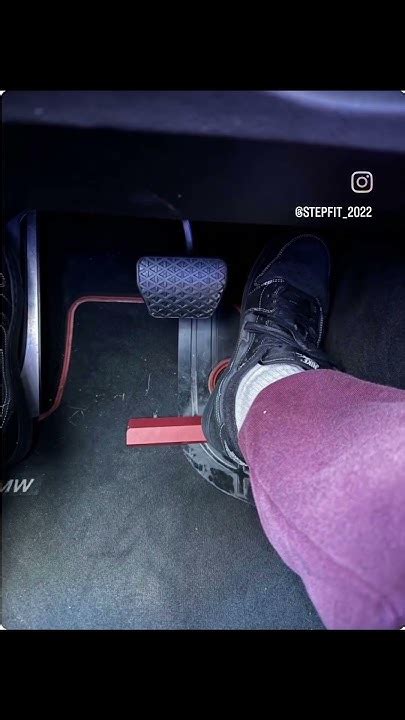 스텝핏 차쟁이 자동차 자동차그램 차쟁이 자동차매트 자동차튜닝 차스타그램 Automobile 웃긴짤 신차검수 일상 캠핑 유머 웃긴영상 Bmw