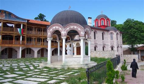 Нов православен символ изграждат в град Елин Пелин