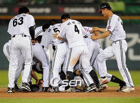 사진 안치용 사람 살려 네이트 스포츠