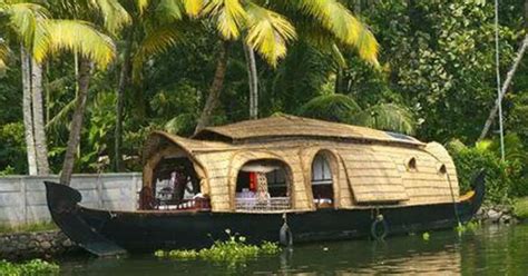 Kerala Boat House Romantic Kerala Houseboat Cruise With Kerala Lunch