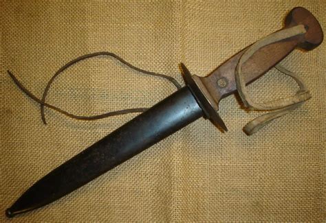 Belgian 1916 Pattern Trench Knife Dagger
