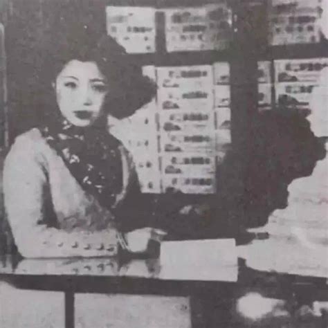 美丽海棠 先施盛开霍庆棠