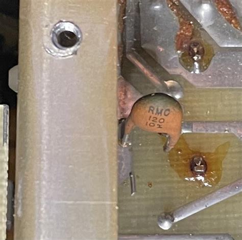 help identifying capacitor r askelectronics