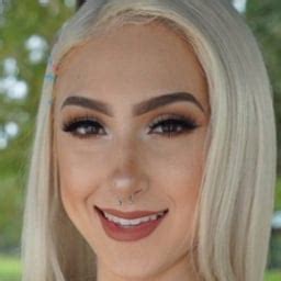 Blonde Skylar Is The Best R Skylarvox