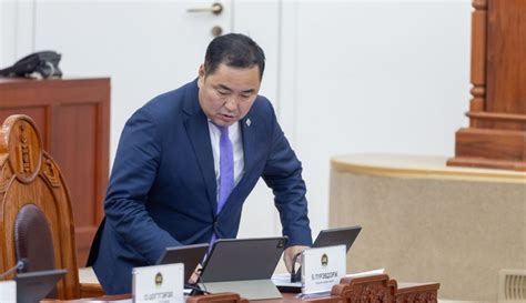 Б Пүрэвдорж Б Батцэцэг сайд аа дандаа МАН ын хүн оруулж ирэхгүйшүү Хамтарч байгаа учраас