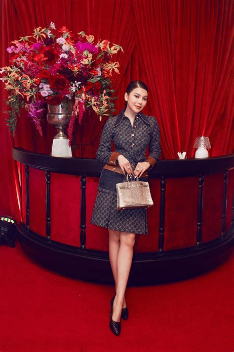 Lily Chen L Di N Sau V Ch T N T U X H P G