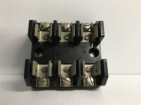 Fuse Block 30a 250v 3 Pole Aa Electric Surplus Fuse Block 30a 250v 3 Pole Aa Electric Surplus