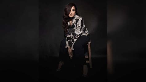 Richa Chadha Makes Bold Fashion Statement In Dramatic Sequins Jacket Trousers Hindustan Times