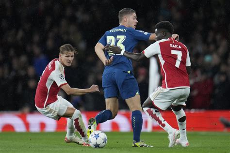 859 Out Of 10 Sensational Arsenal Player Named In Cl Team Of The