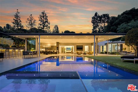1975 Loma Vista Dr Beverly Hills