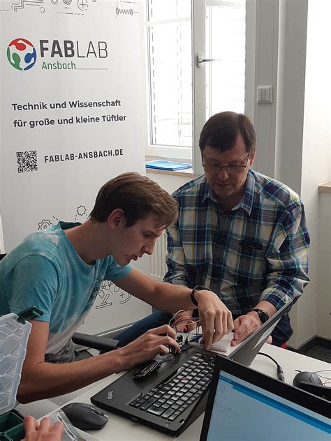 Arduino Abenteuer Im Fablab Kurs Jugendliche Entdecken Die Welt Der