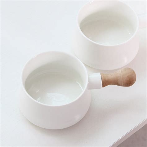 Cuenco De Sopa De Porcelana De Hueso Con Mango De Madera Sencillo Y
