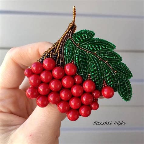 Pin De Rinamka Em броши Em 2024