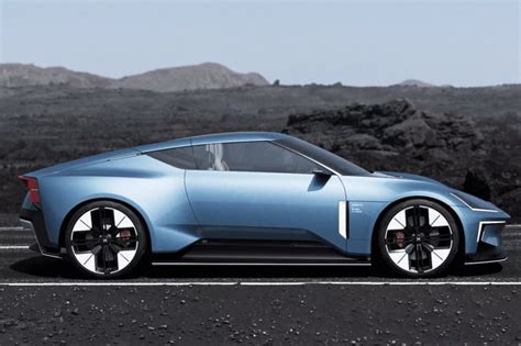 87 Year Old Sophia Loren Sends Kisses In A Nude Dress Tv Exposed