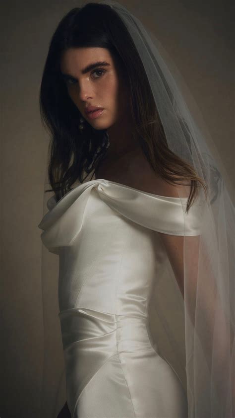 Leona Loho Bride