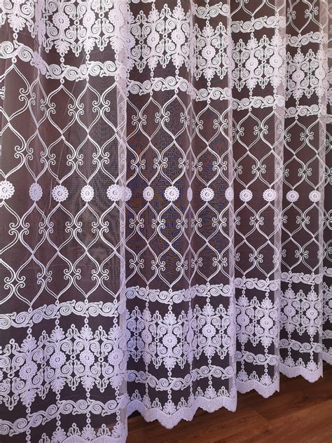 Тюль білий із вишивкою оксамит Туреччина залишок 6 7м п купити за