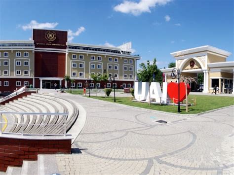 آزمون ورودی زبان انگلیسی دانشگاه آیدین استانبول و نمونه سوال