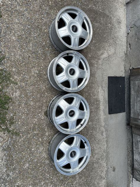 Audi B4 оригинални джанти 15” гр Нова Загора • Olx Bg