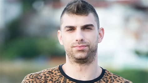 Хванаха участник от Игри на волята да краде