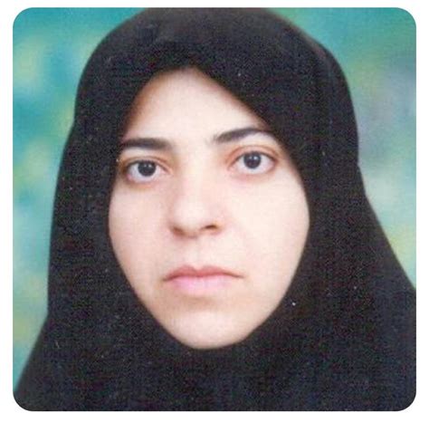 بالاترین ‏این زن « مدیر مدرسه ایست که مشخصات دانش آموزان را به ماموران امنیتی داده عکس