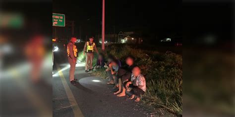 Dvb ထိုင်းနိုင်ငံတွင် တရားမဝင် ဝင်လာသည့် မြန်မာ ၄၅ ဦး နှင့် ထိုင်းယာဉ်မောင်း ၂ ဦး ဖမ်းဆီးခံရ