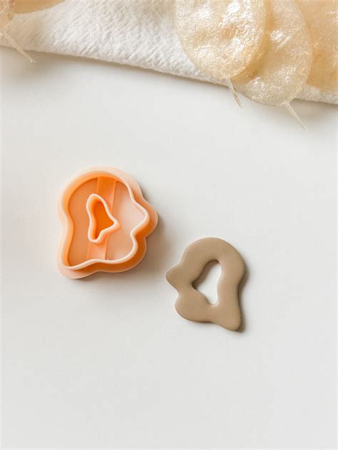 Muotti M818 Korujaosa Fi