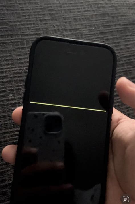 Iphone 14 Pro Max Horizontal Lines Across Screen When Phone Wakes Up Riphone