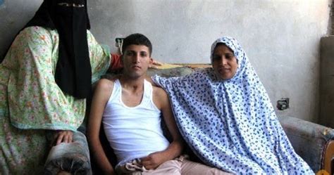 سكس عرب يمنية مع زوجها زبه واقف يبغى ينيك