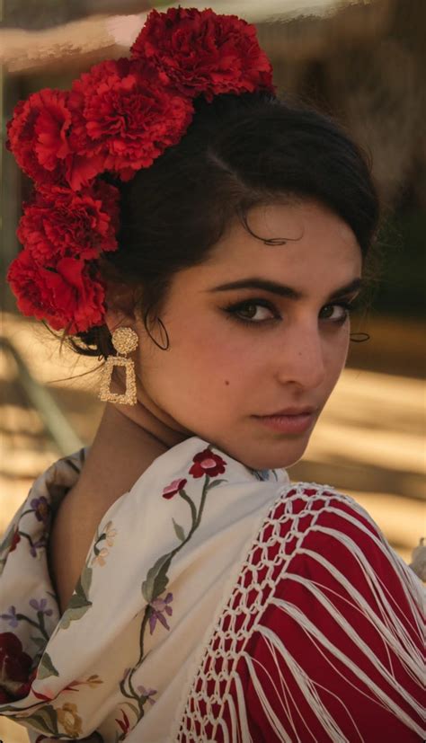 Spanish Girl With The Traditional Dance Dress Rprettygirls