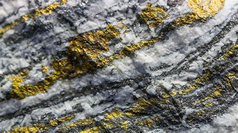 [อ้ายจง] จีนพบแหล่งทองคำขนาดใหญ่แห่งใหม่ ผลิตแร่ทองคำได้ 2 000 ตันเป็นเวลาอย่างน้อย 20 ปี ถือ