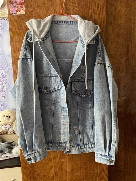 Курточка — ціна 550 грн у каталозі Куртки Купити жіночі речі за доступною ціною на Шафі