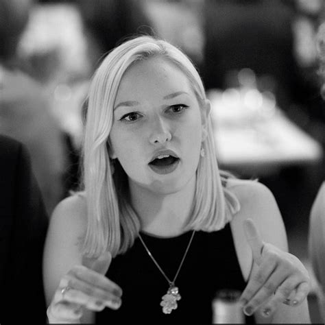 Alexandra Hook Medium