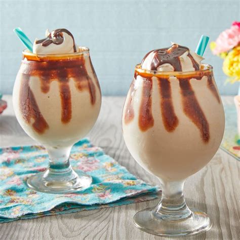 21 Best Frozen Drinks Easy Frozen Cocktails And Drinks