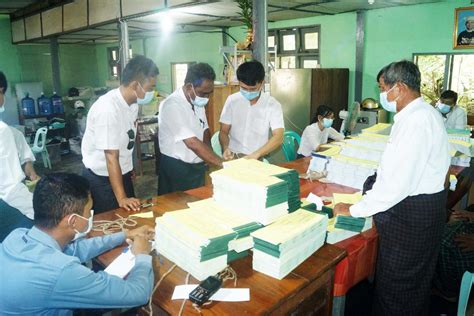 ဇီးကုန်းမြို့နယ် ရွေးကောက်ပွဲကော်မရှင်အဖွဲ့ခွဲရုံးမှ ရွေးကောက်ပွဲနေ့တွင