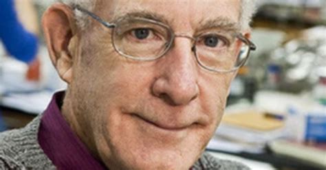 Лекар изследвал рака 30 години твърди че може да бъде спрян ако се спазват 7 правила „Ракът е