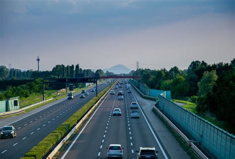 Jenis Jenis Lampu Pju Led Philips Yang Efisien Dan Ramah Lingkungan