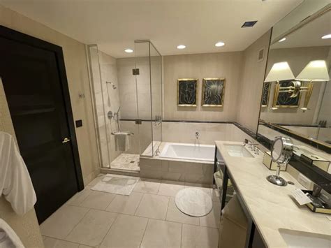 Encore Las Vegas Resort King Hotel Room Review