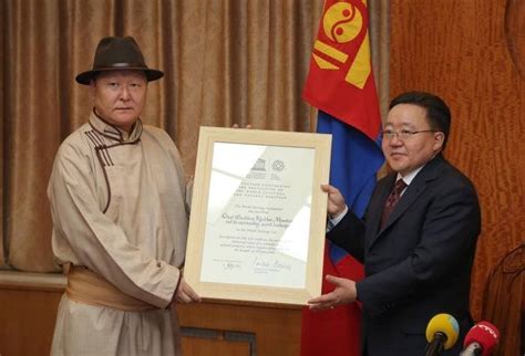 БУРХАН ХАЛДУН ХАЙРХАНЫ ДЭЛХИЙН ӨВИЙН ГЭРЧИЛГЭЭГ ГАРДАН АВСАН БАЙНА