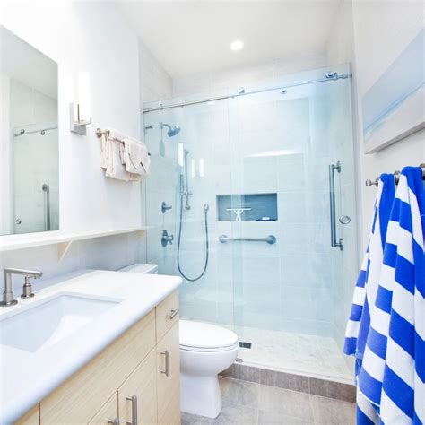Best Walk In Showers For Seniors And Elderly