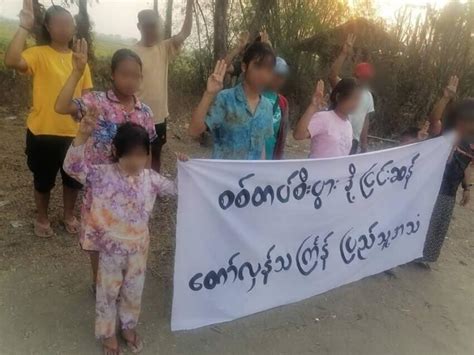 ကလေးမြို့ ပင်မသပိတ် အင်အားစုများက စစ်အာဏာရှင် ဆန့်ကျင်ရေး ဆန္ဒပြ Khit