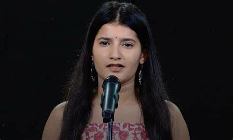 Gunjan Saini Career Poet Acting Author Writer Net Worth