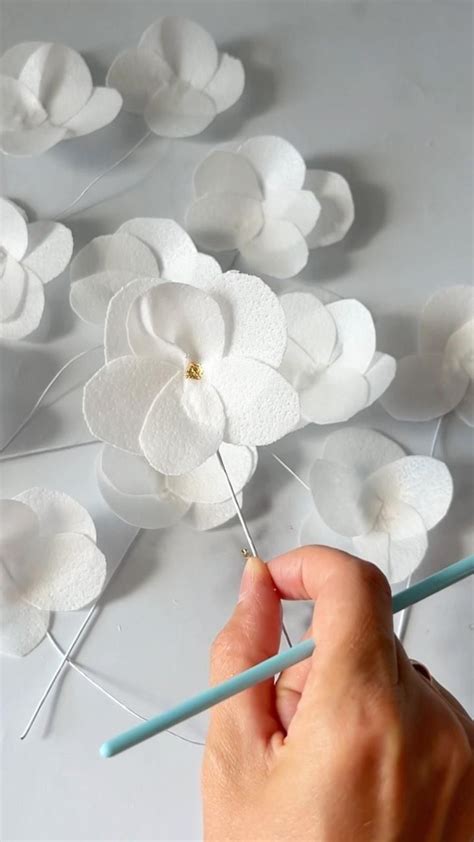 ТОРТ СВАДЕБНЫЙ LМУССОВЫЙ МОСКВА On Instagram САМЫЕ ЛЕГКИЕ ЦВЕТЫ ИЗ ВАФЕЛЬНОЙ БУМАГИ🌸 [video