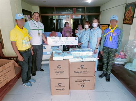 ส่งมอบแพมเพิส ให้กับผู้ที่มีภาวะพึ่งพิง ศูนย์บริการสาธารณสุข 38 จี๊ด ทองคำ บำเพ็ญ