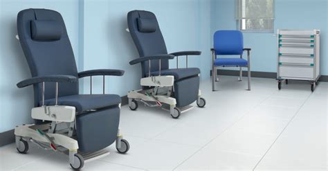 Manual Height Adjustable Hospital Patient Reclining Chair Ocura