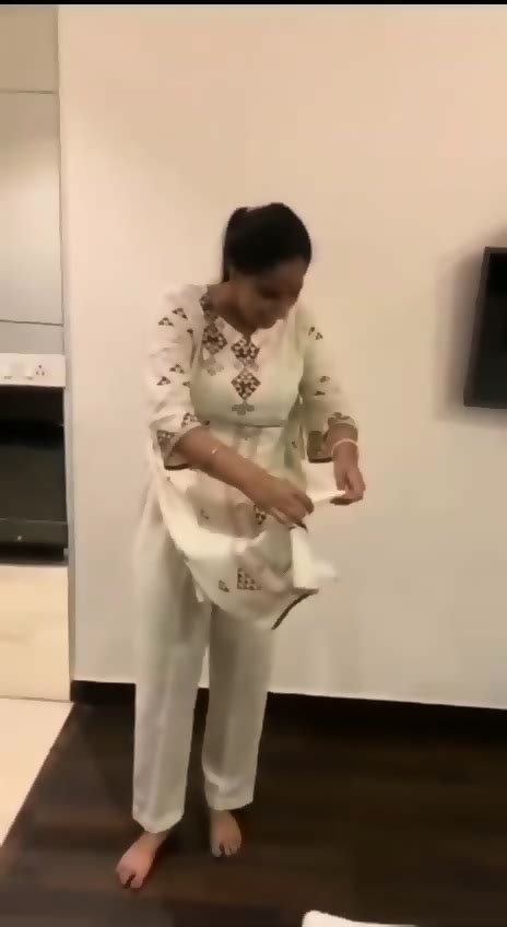 Indian Girl Remove Dress